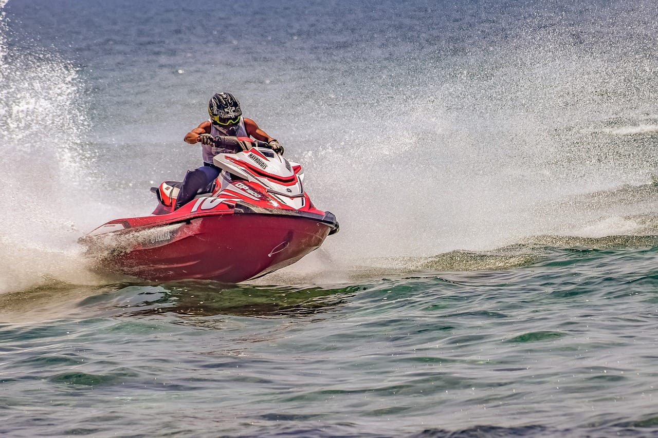 Why Are Yamaha Wave Runners Popular?: Stealth Performance And Outdoors